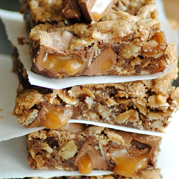 Easiest Rolo Cookie Bites