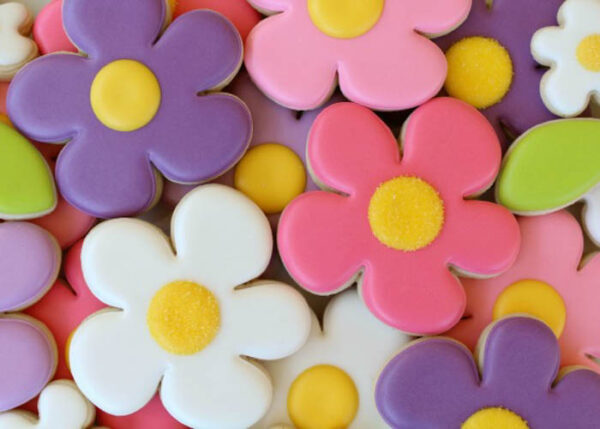 Sugar Cookie Flowers - 10 Ideas - from Somewhat Simple