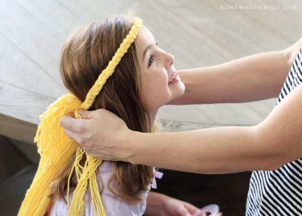Rapunzel Wig Tutorial (Easy Tangled Costume) - Somewhat Simple