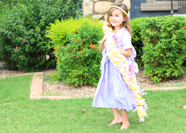 Rapunzel Wig Tutorial (Easy Tangled Costume) - Somewhat Simple