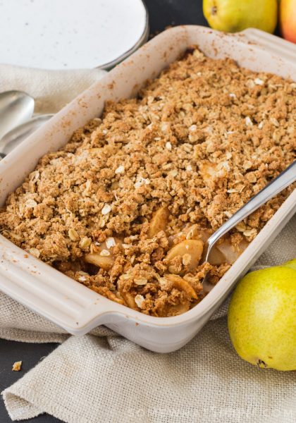 Pear Apple Crumble (Fresh & Delicious) - Somewhat Simple